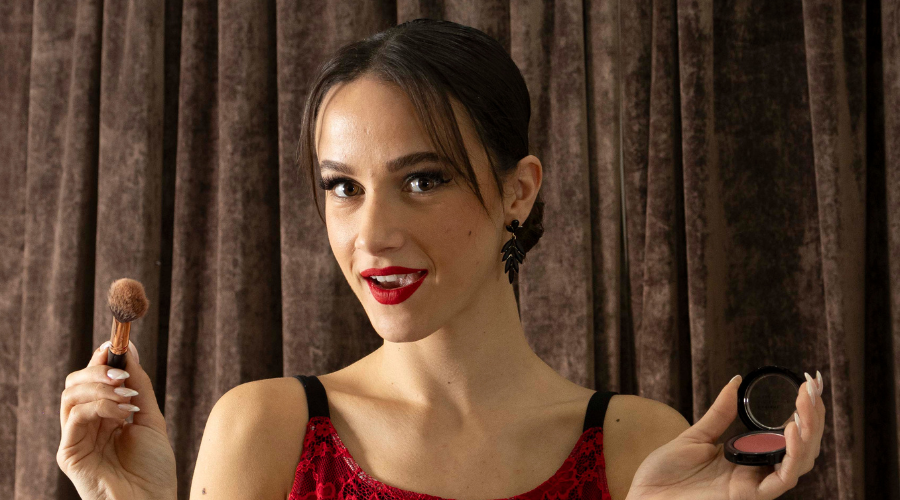 Tango Glam: 4 Subtle Makeup Looks for Tangueras on Valentine's Day ...